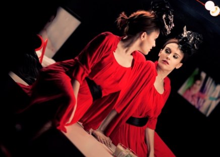 Lady in Red - Models Female & People Background Wallpapers on Desktop ...